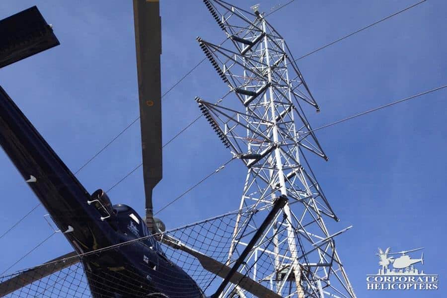 Powerline helicopters: Inspection of powerlines by helicopter